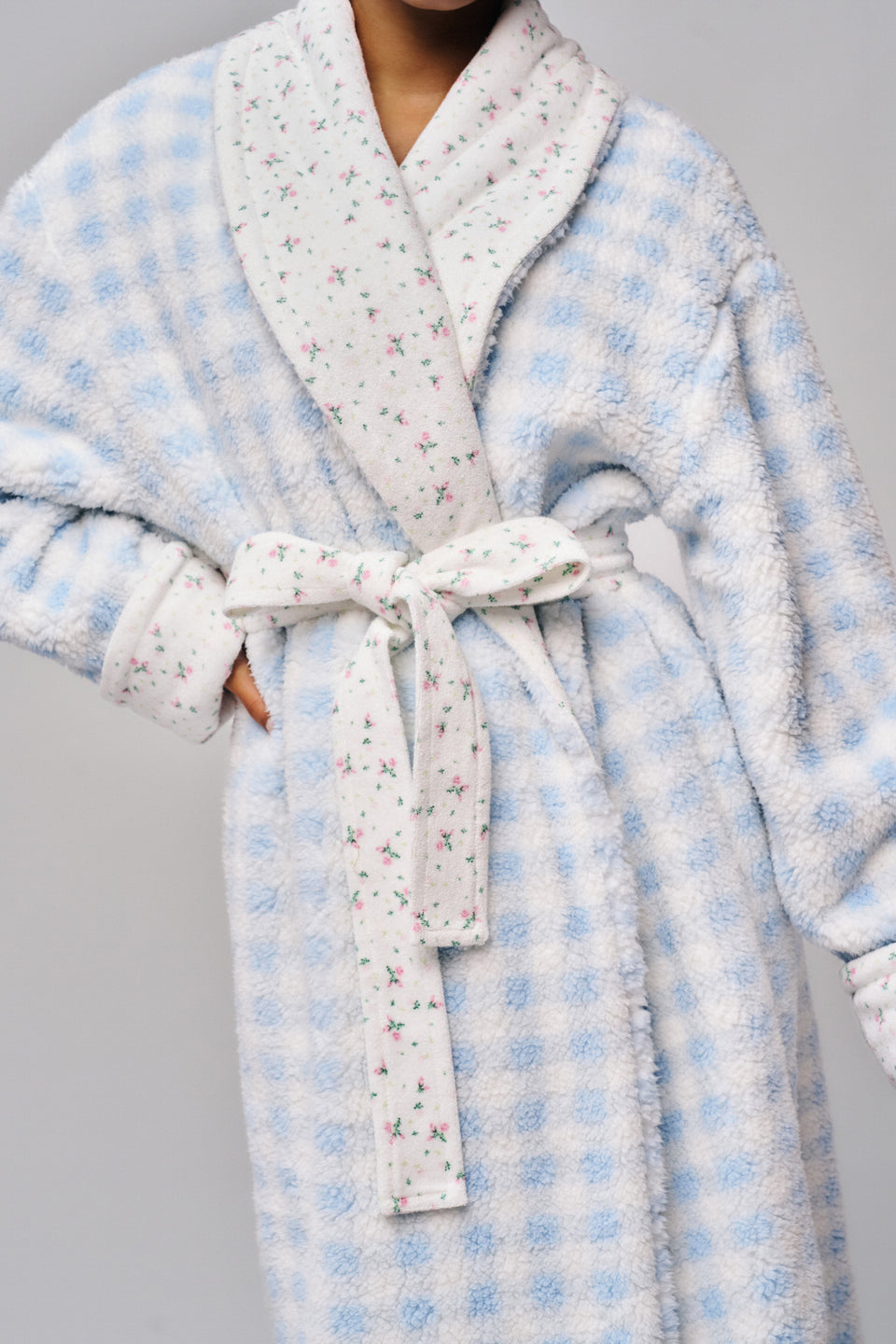 Cozy Cloud Reversible Robe – Guizio