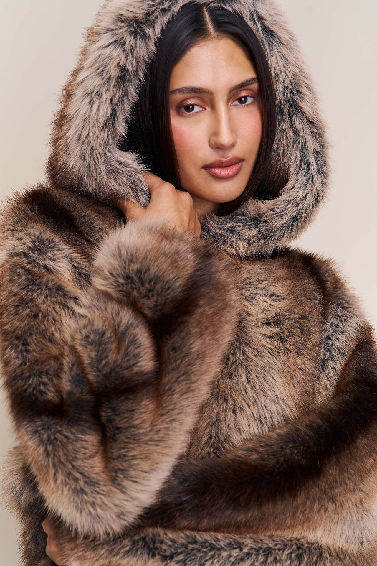 Cosette Cropped Faux Fur Jacket – Guizio